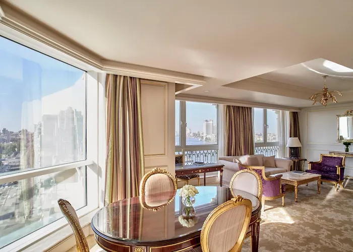 HOTEL FOUR SEASONS CAIRO AT THE FIRST RESIDENCE, GIZA