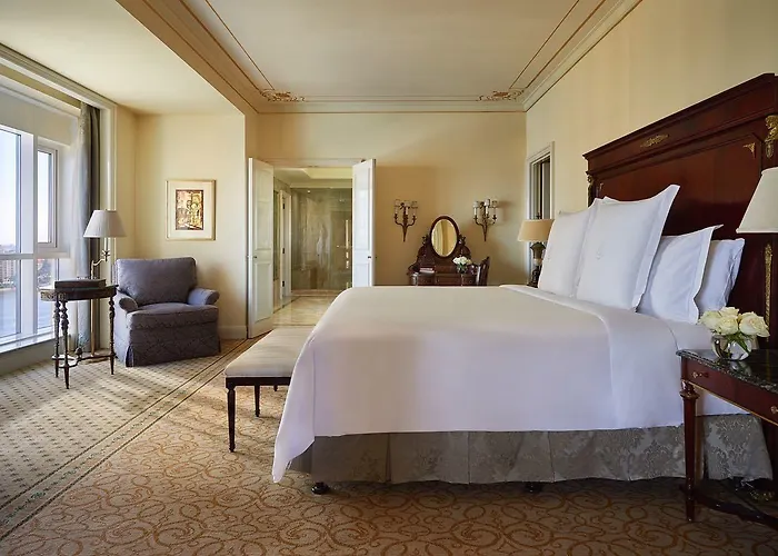 HOTEL FOUR SEASONS CAIRO AT THE FIRST RESIDENCE, GIZA
